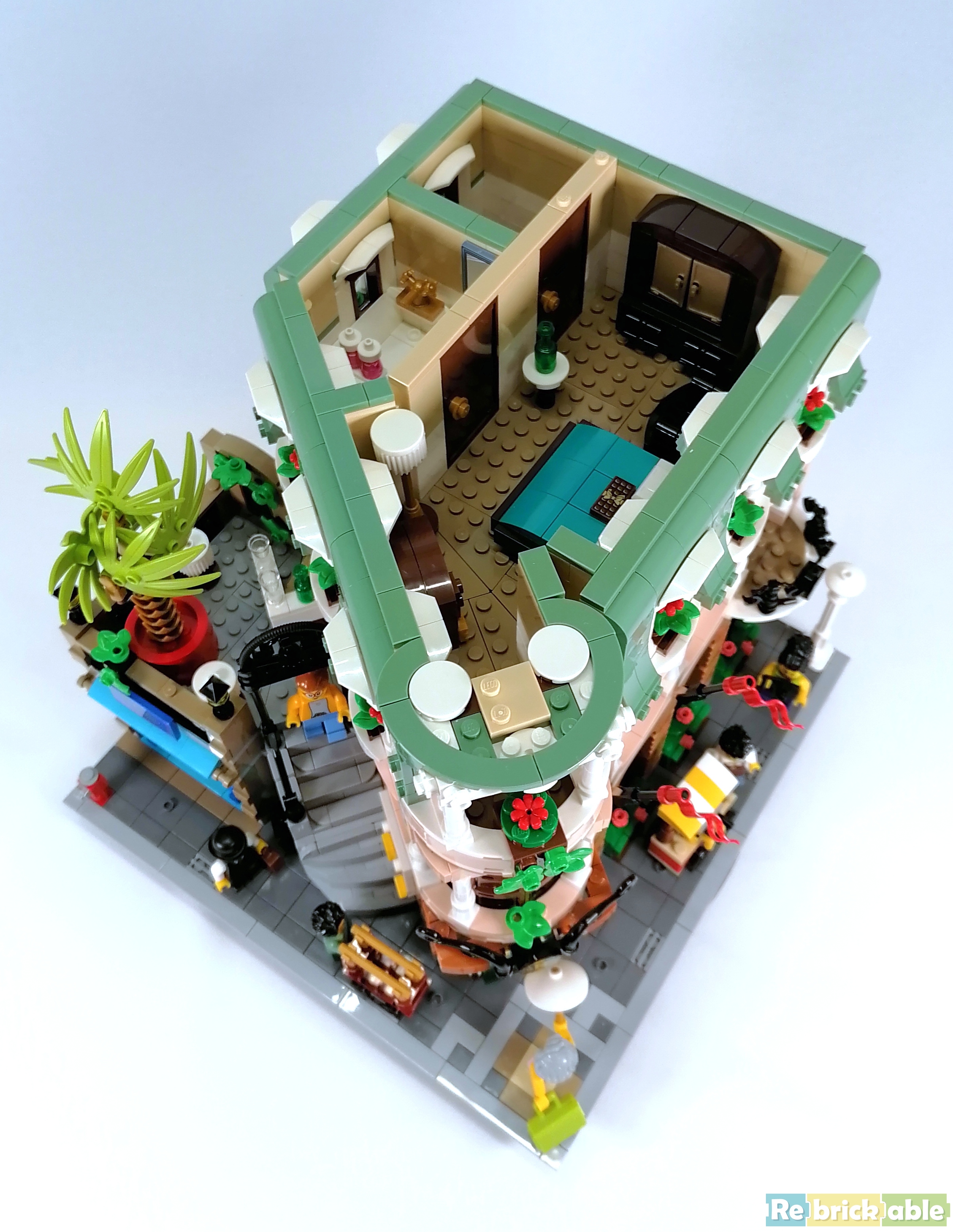 Review: 10297-1 - Boutique Hotel | Rebrickable - Build with LEGO