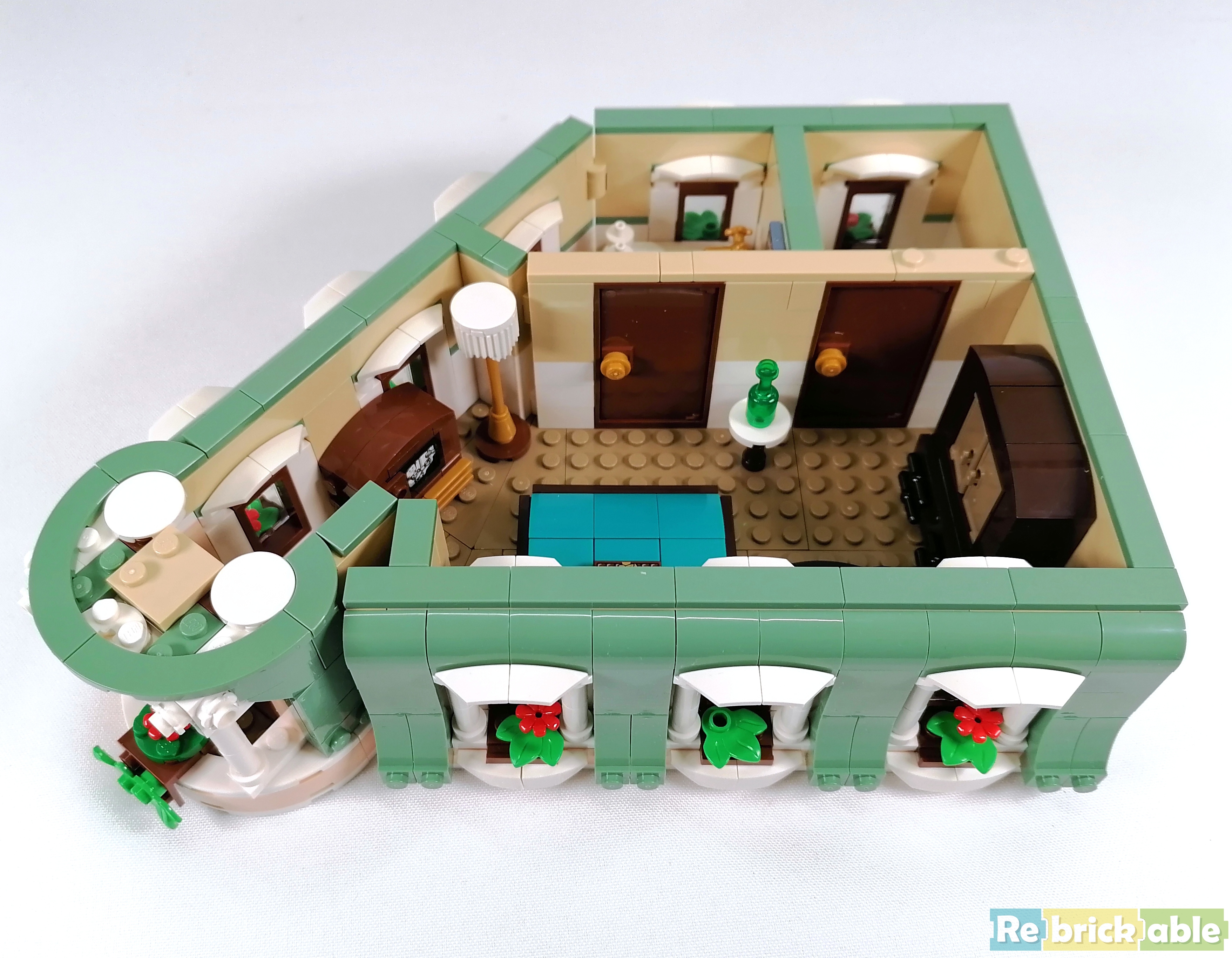 Review: 10297-1 - Boutique Hotel | Rebrickable - Build with LEGO