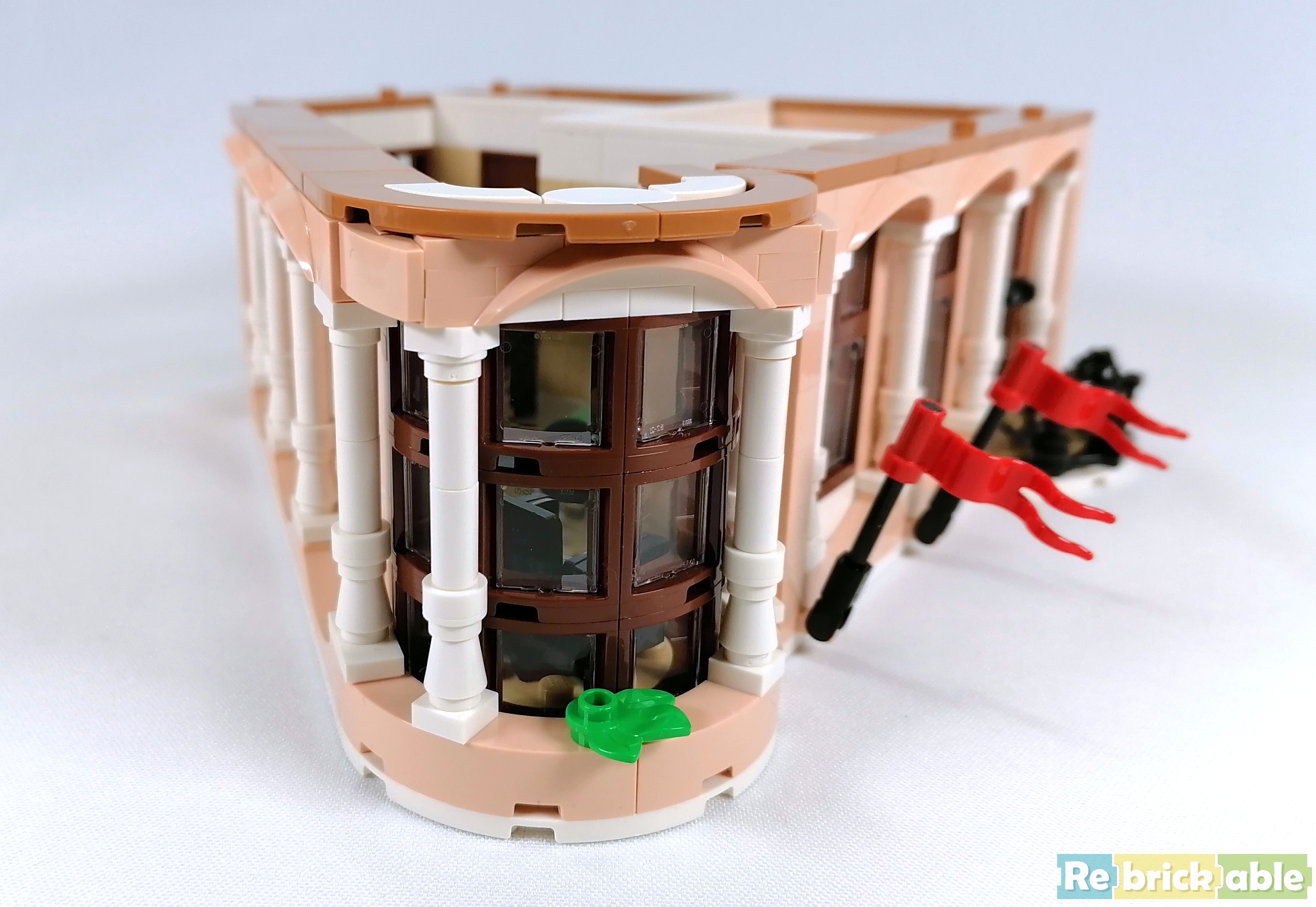 Review: 10297-1 - Boutique Hotel | Rebrickable - Build with LEGO