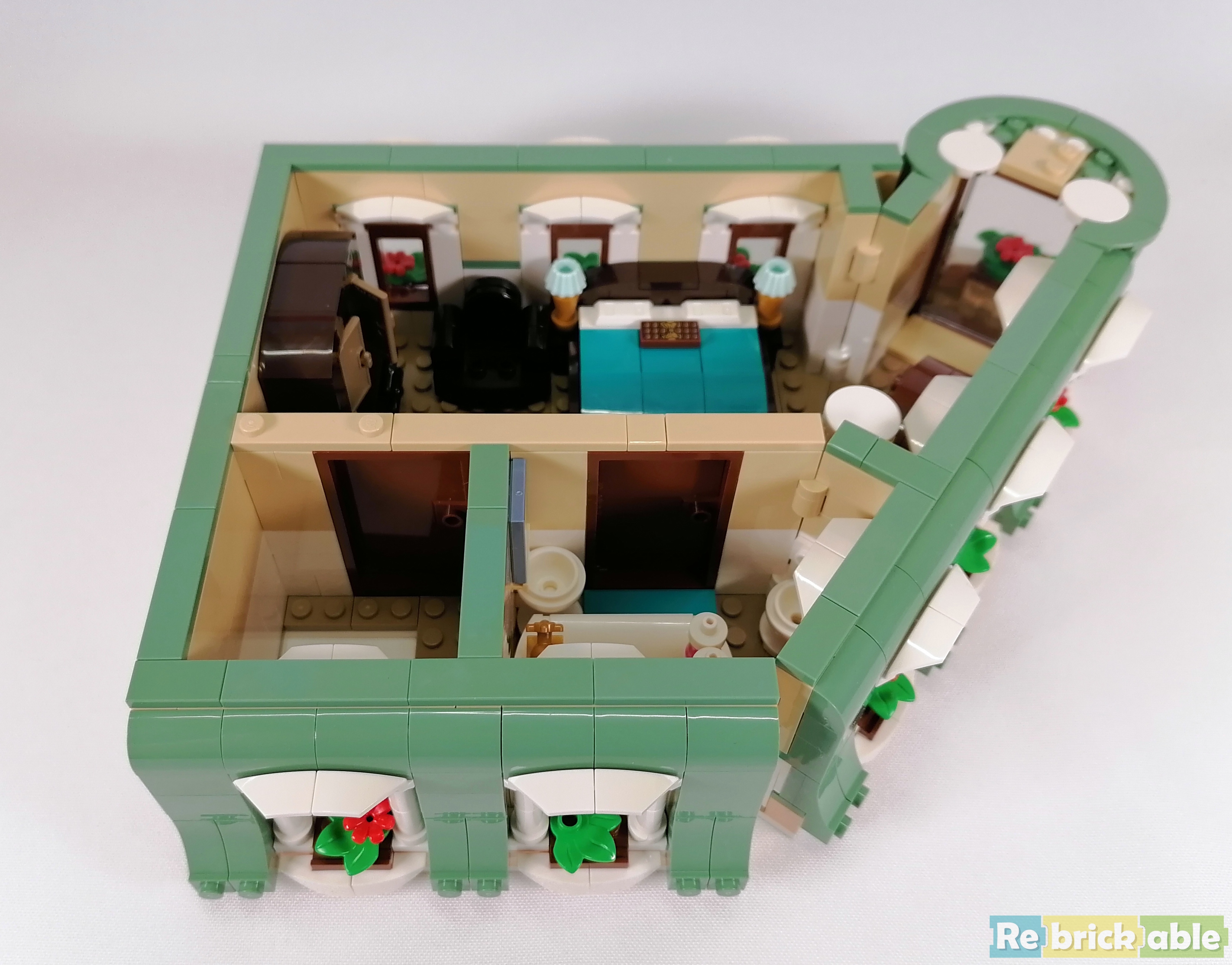 Review: 10297-1 - Boutique Hotel | Rebrickable - Build with LEGO