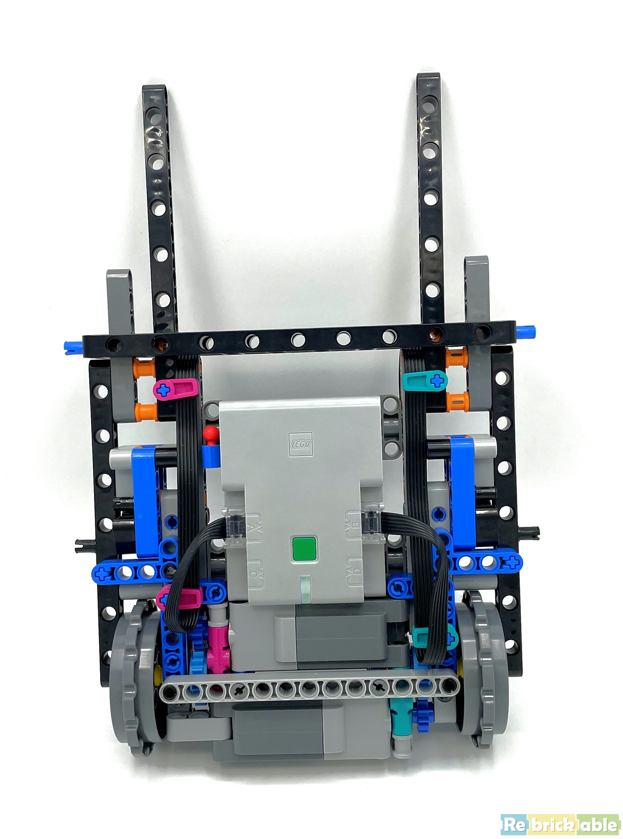 Review: 42140-1 - App-Controlled Transformation Vehicle | Rebrickable ...