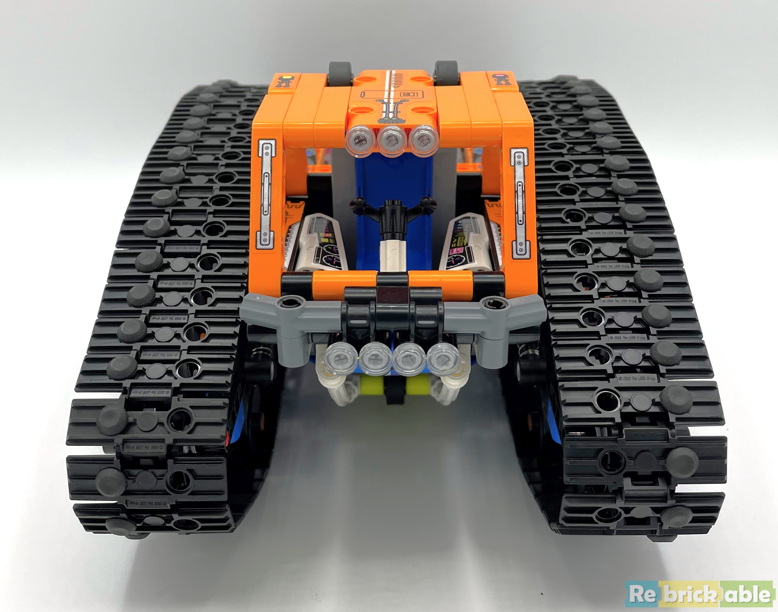 Review: 42140-1 - App-Controlled Transformation Vehicle | Rebrickable ...