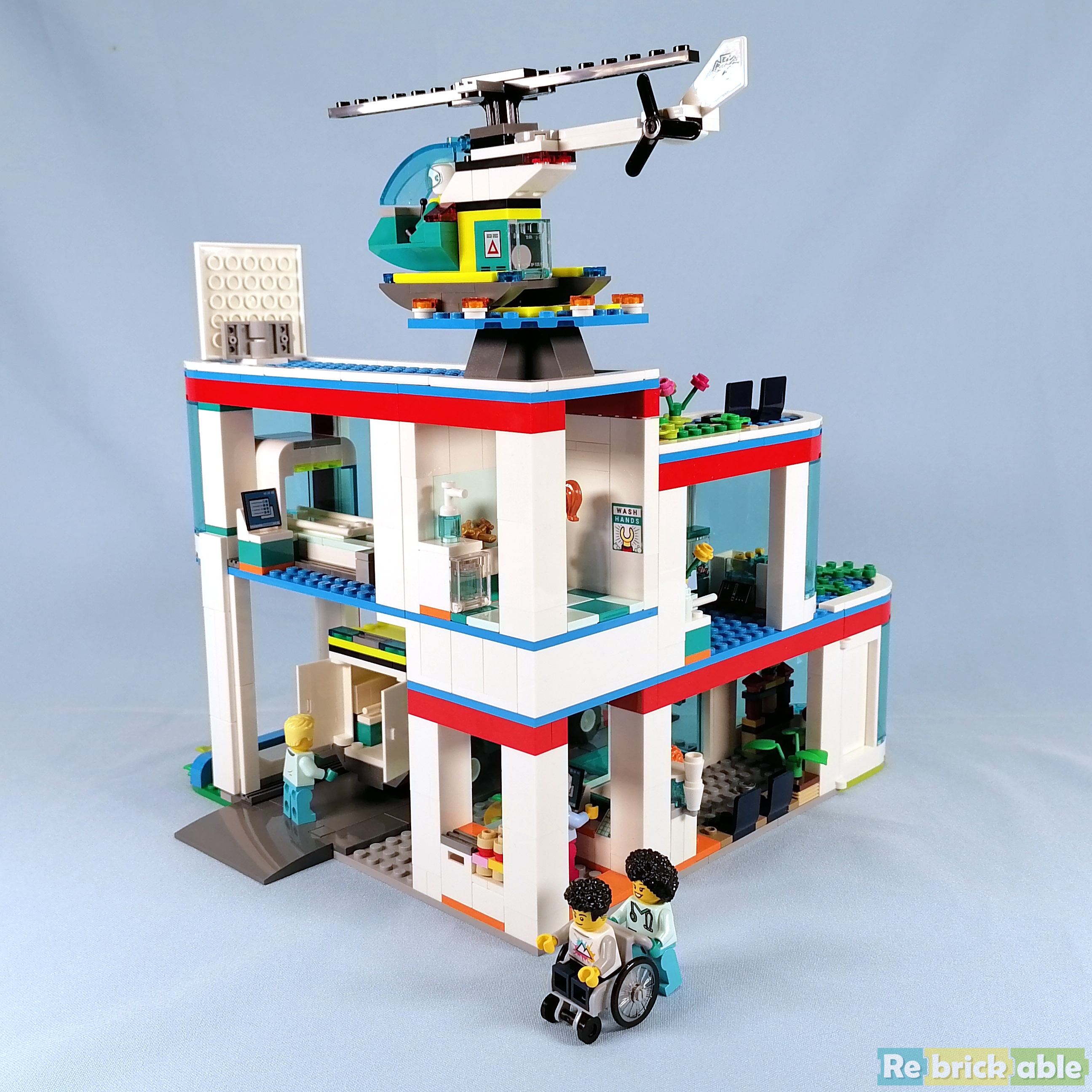 Review: 60330-1 - Hospital | Rebrickable - Build with LEGO