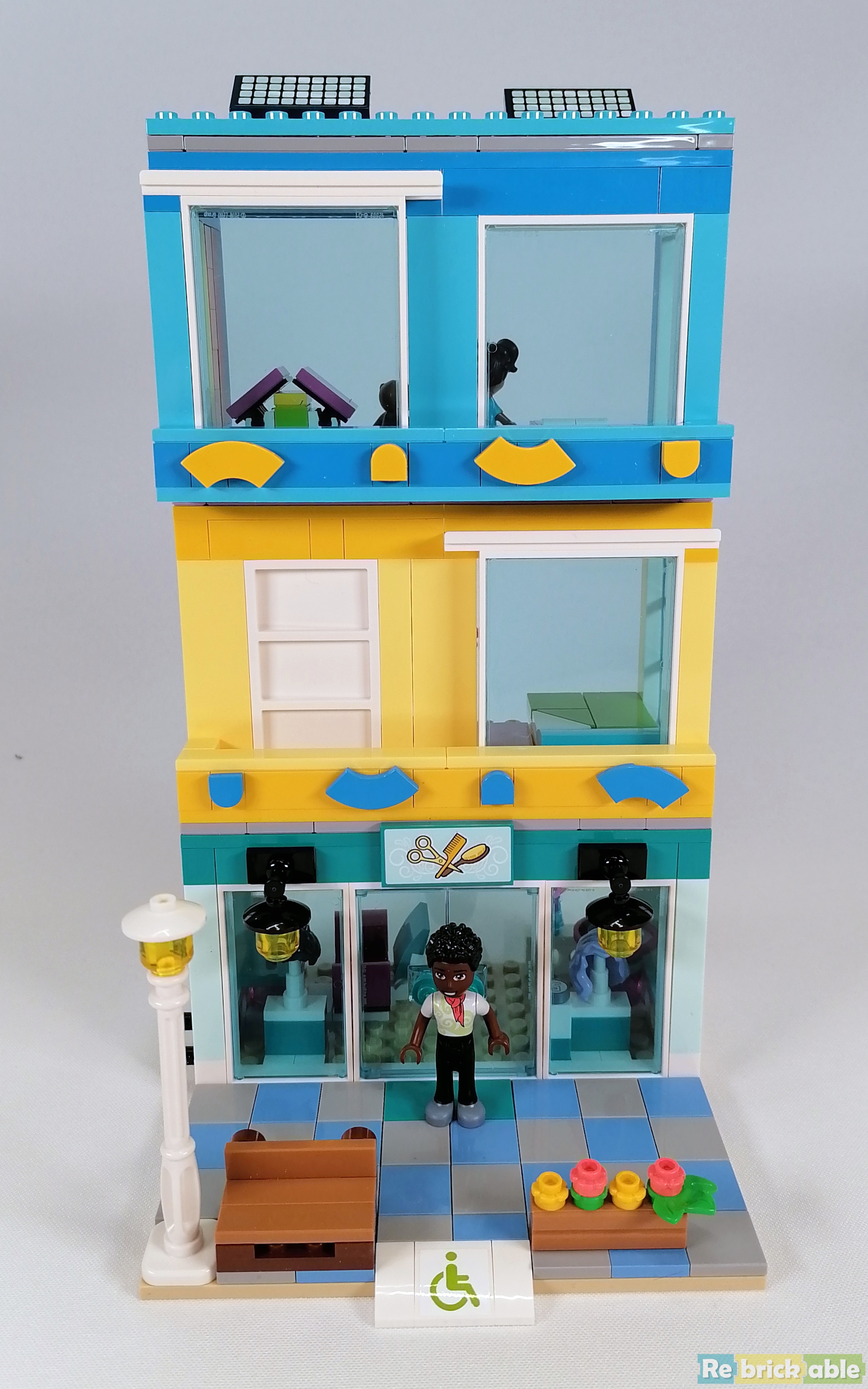 Review: 41704-1 - Main Street Building | Rebrickable - Build with LEGO