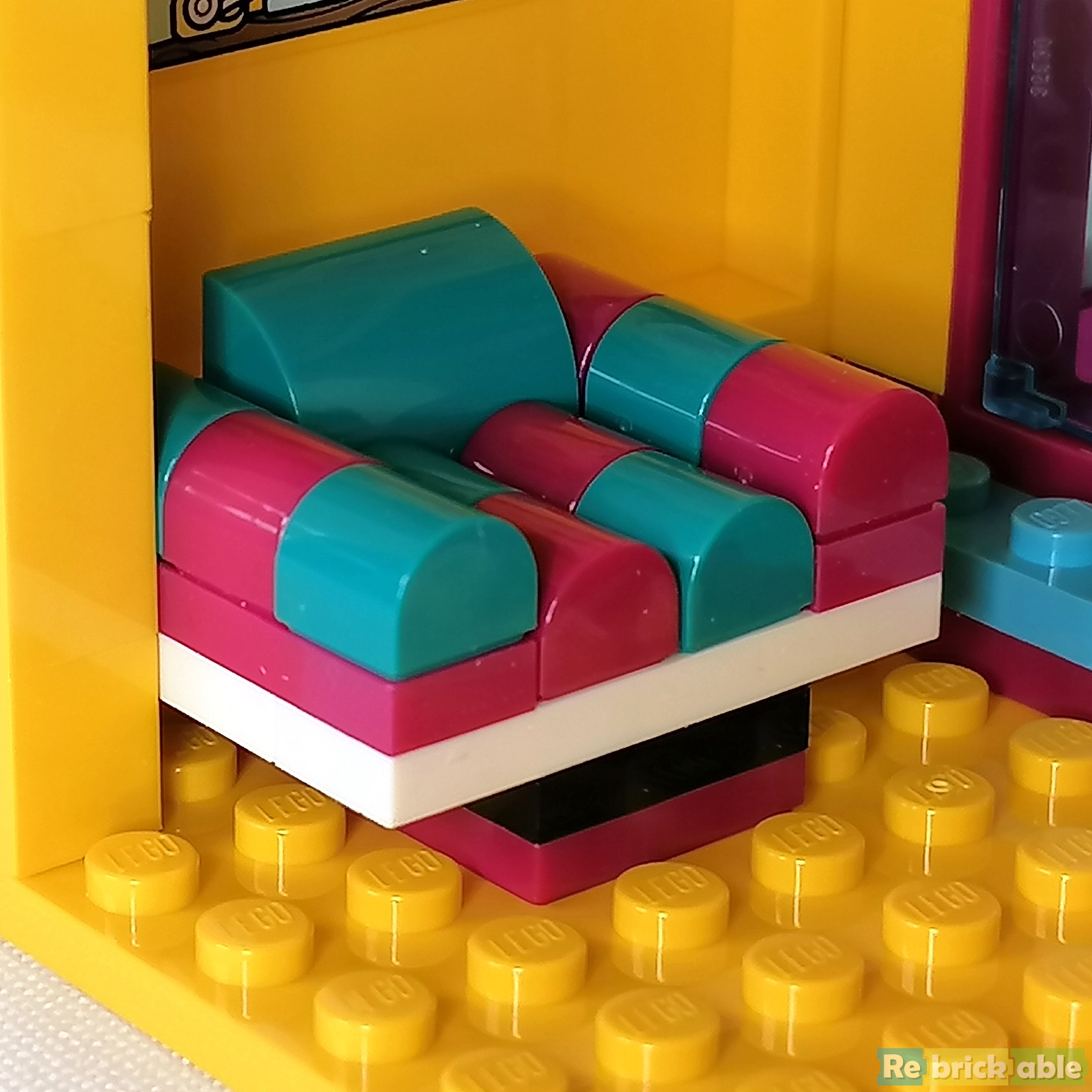 Review: 41704-1 - Main Street Building | Rebrickable - Build with LEGO