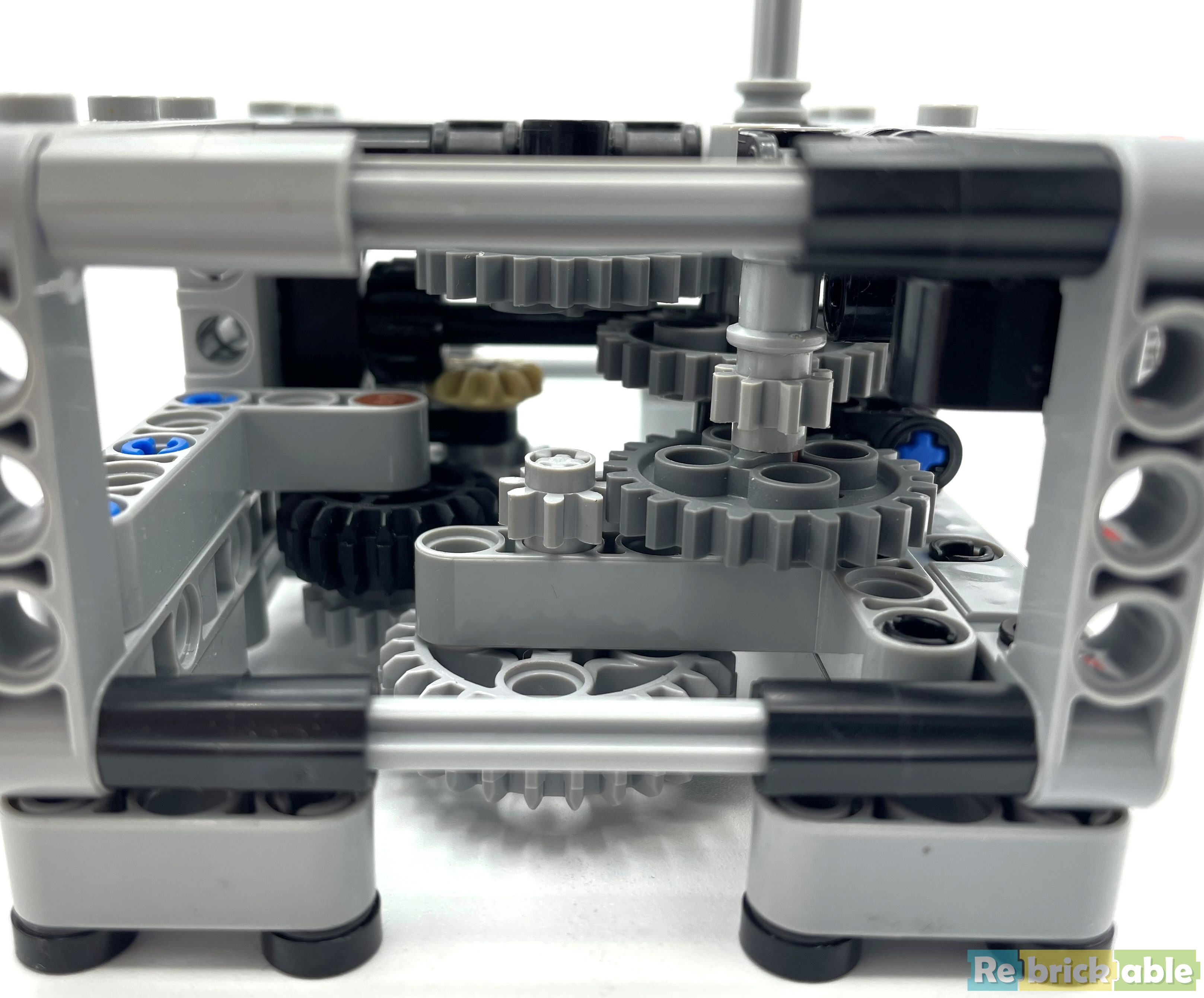 MOC Review: MOC-95880 - Lunar Cycle Simulator | Rebrickable - Build ...