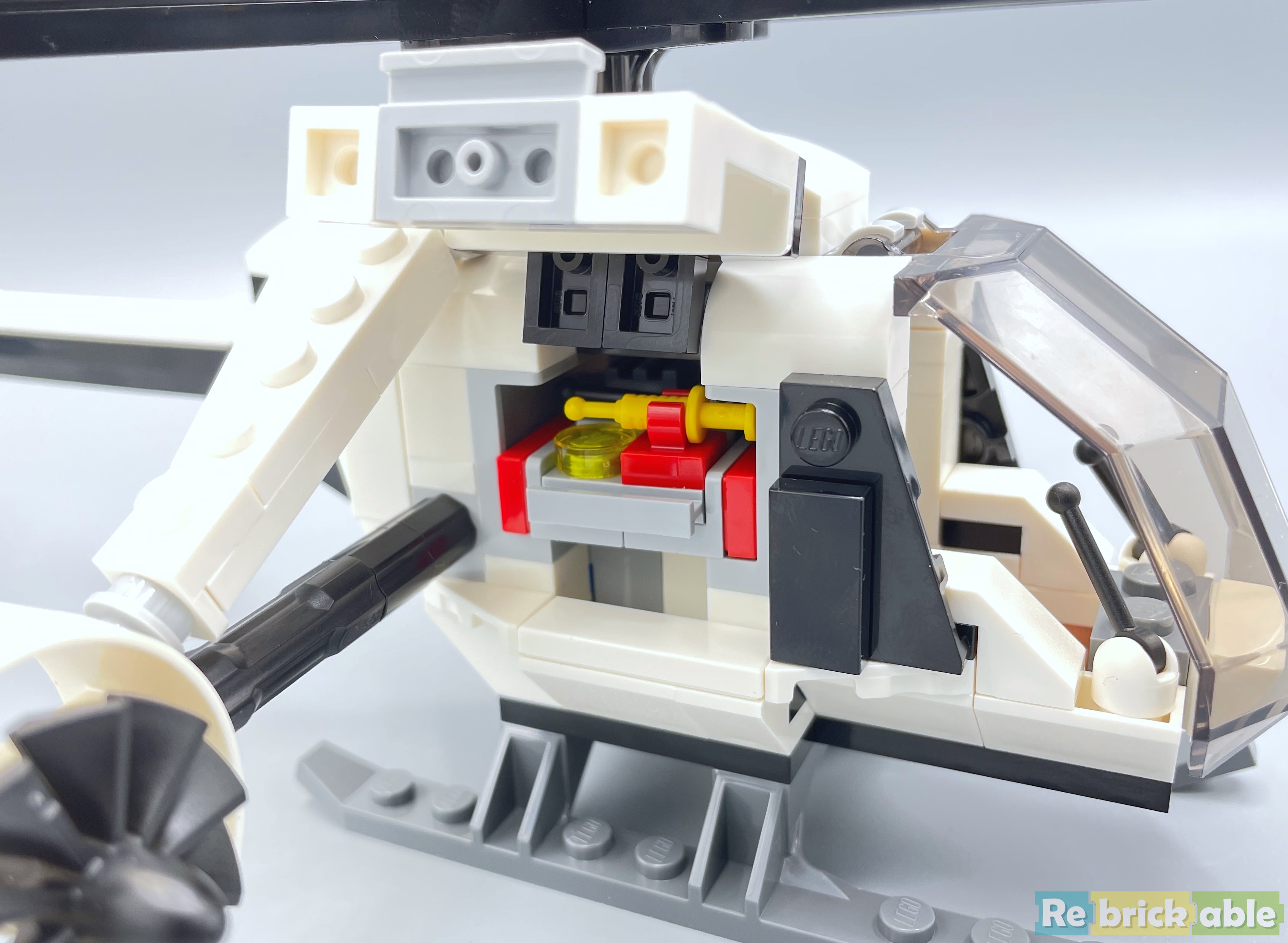 Review: 76949-1 - Giganotosaurus & Therizinosaurus Attack | Rebrickable ...