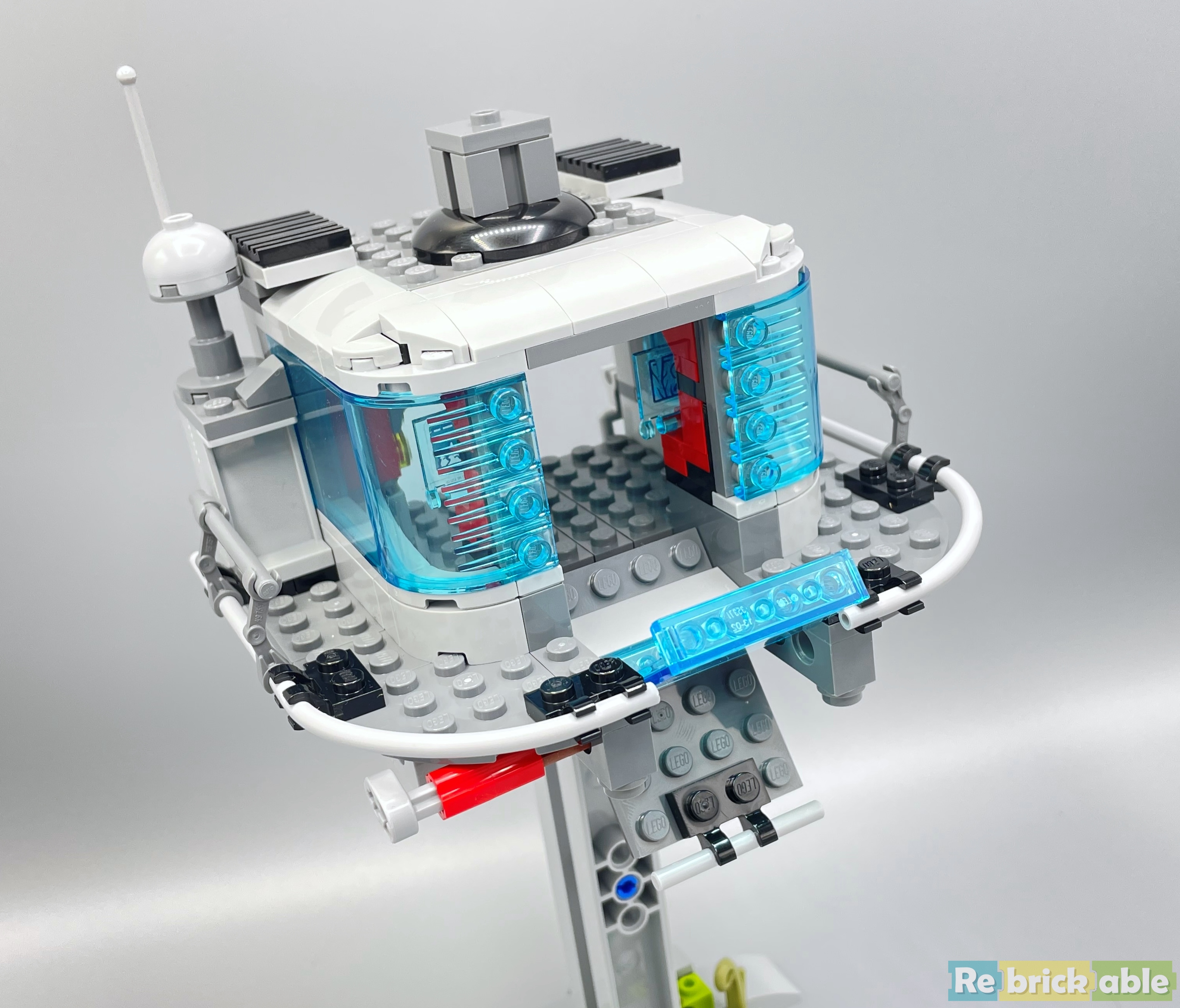 Review: 76949-1 - Giganotosaurus & Therizinosaurus Attack | Rebrickable ...