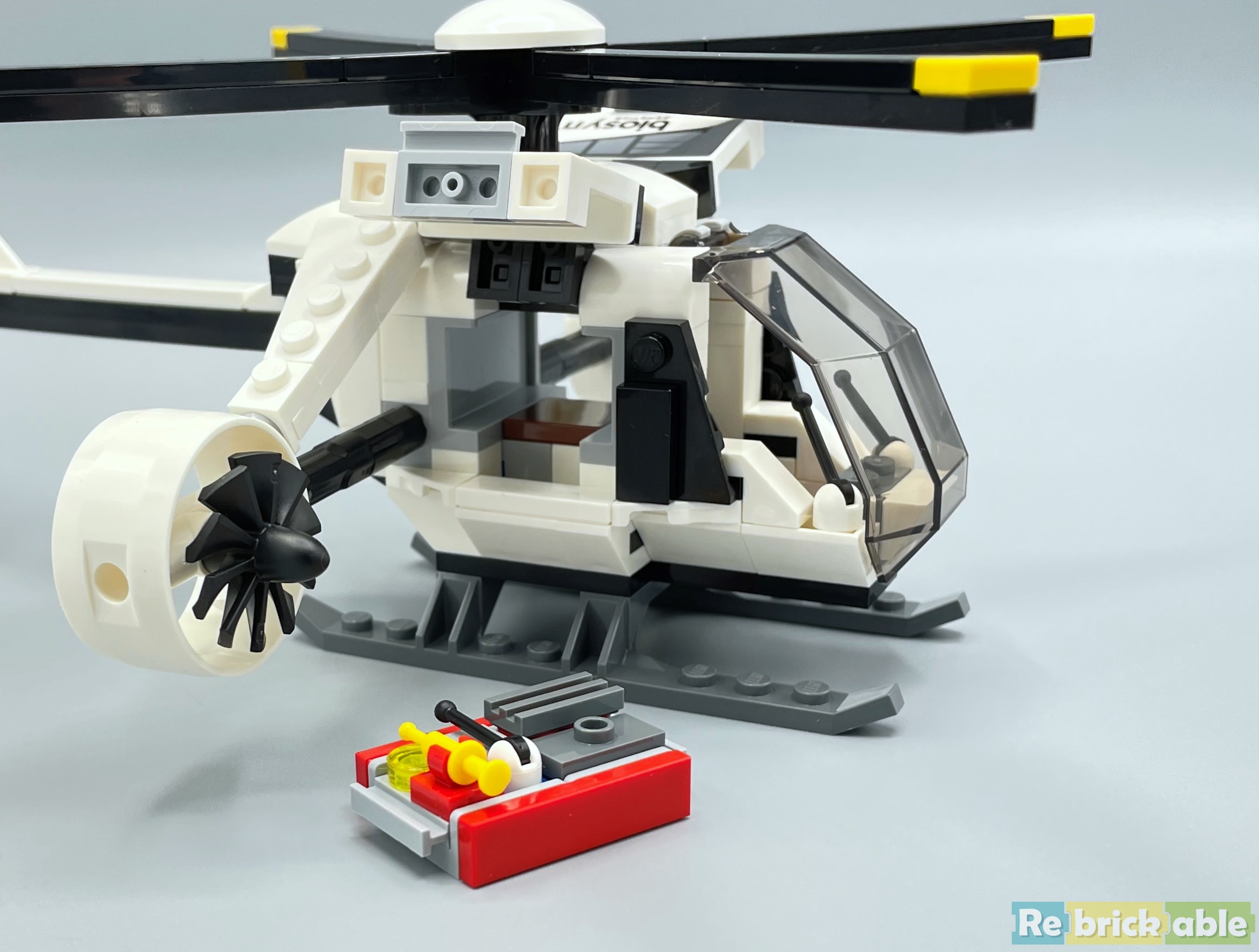 Review: 76949-1 - Giganotosaurus & Therizinosaurus Attack | Rebrickable ...