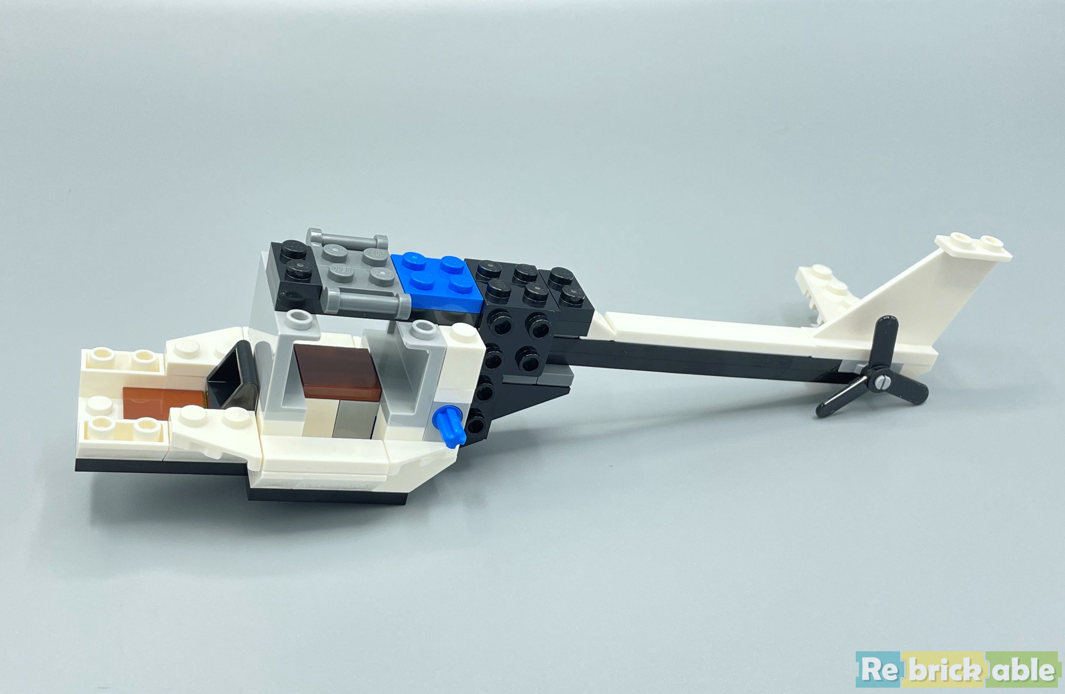 Review: 76949-1 - Giganotosaurus & Therizinosaurus Attack | Rebrickable ...