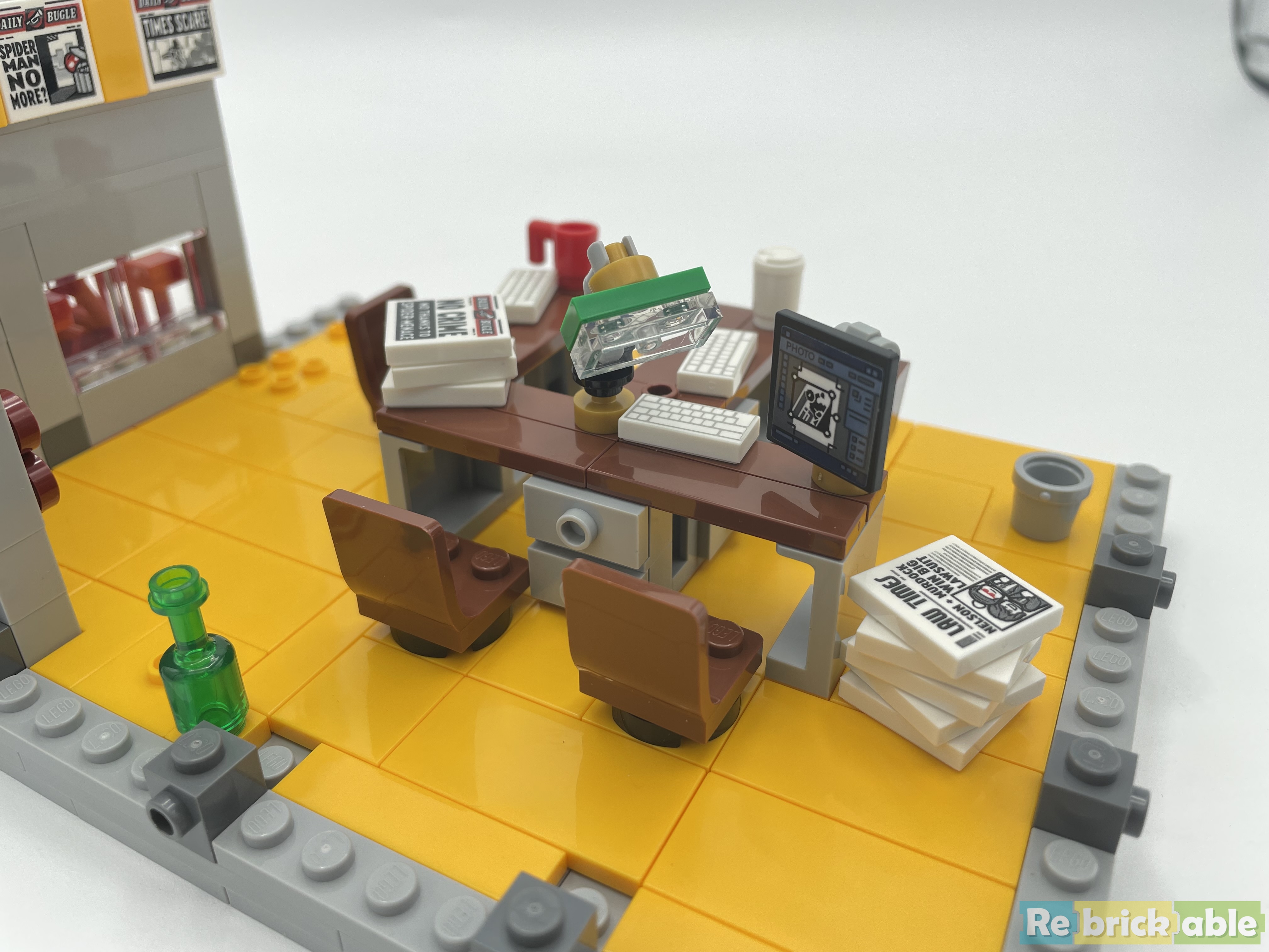 Review: 76178-1 - Daily Bugle: Part 2 - The Build | Rebrickable - Build ...
