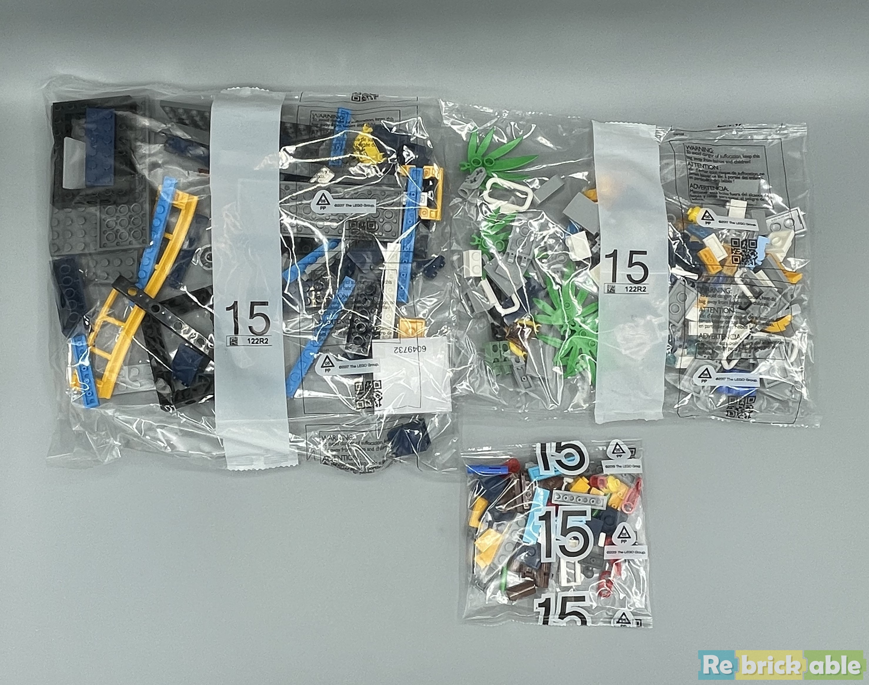 Review: 10303-1 - Loop Coaster | Rebrickable - Build with LEGO