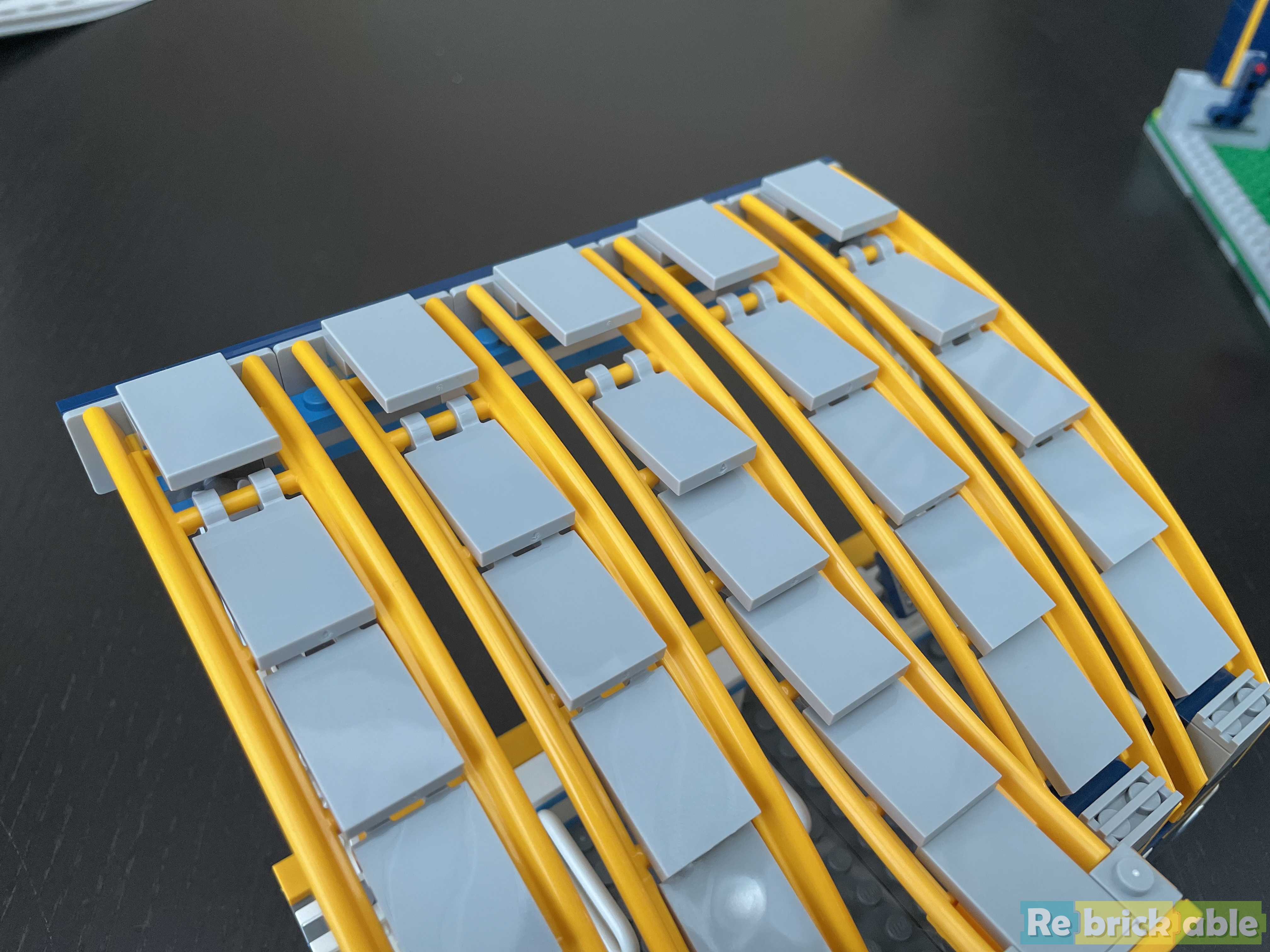 Review: 10303-1 - Loop Coaster | Rebrickable - Build with LEGO