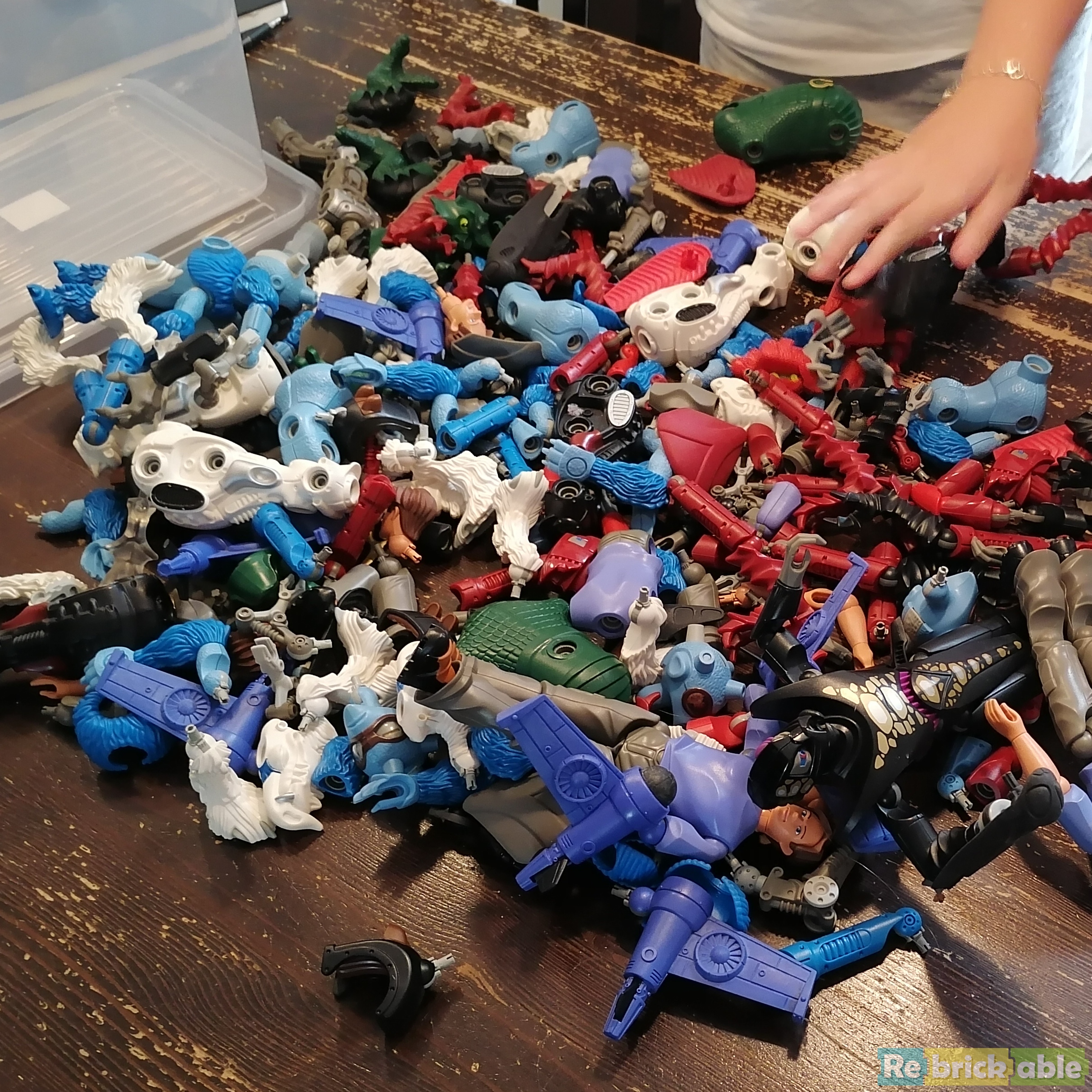 Is this LEGO? - Galidor | Rebrickable - Build with LEGO