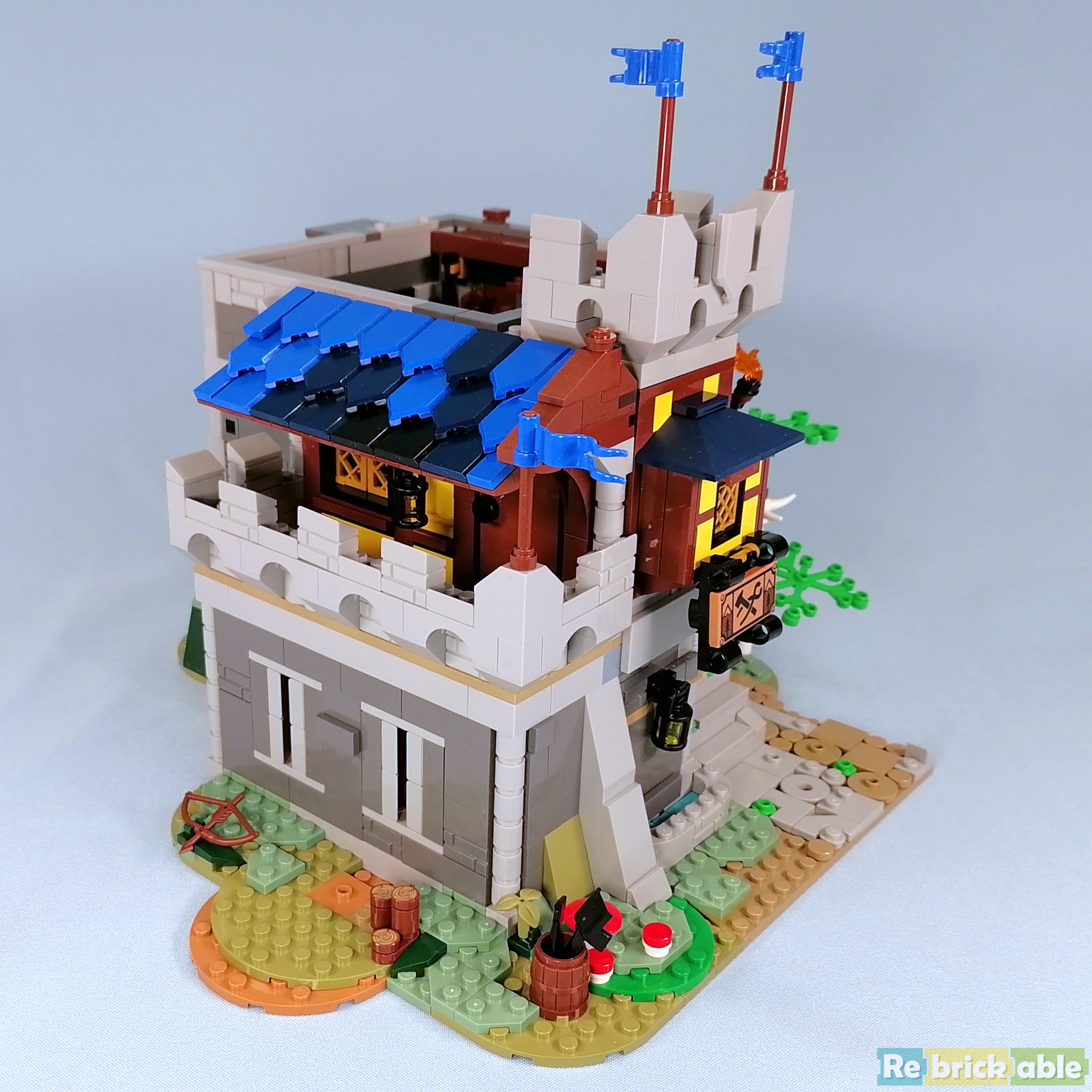 MOC Review: MOC-118869 - Medieval Castle Keep | Rebrickable - Build ...