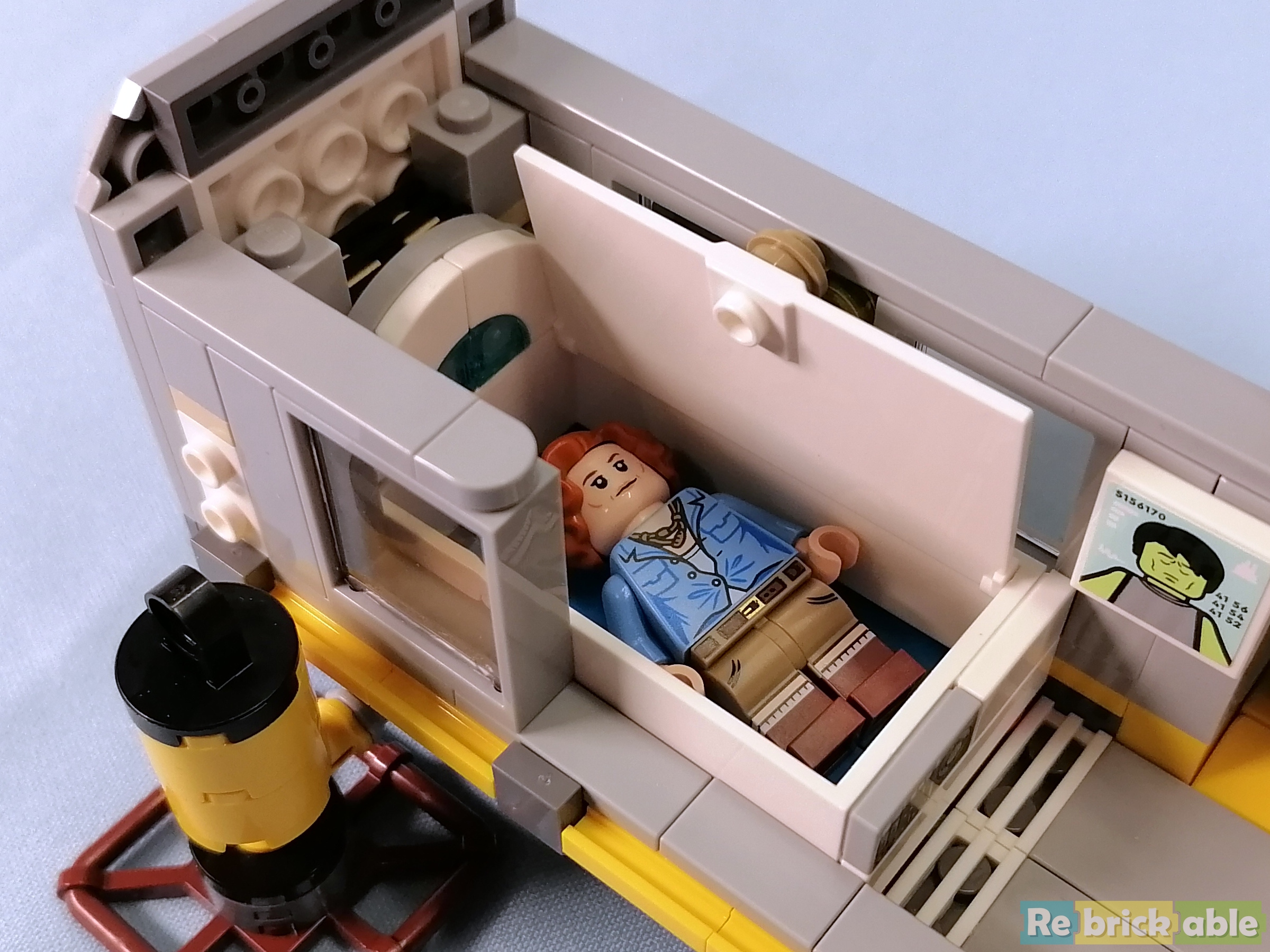 Review: 75573-1 - Floating Mountains: Site 26 & RDA Samson ...