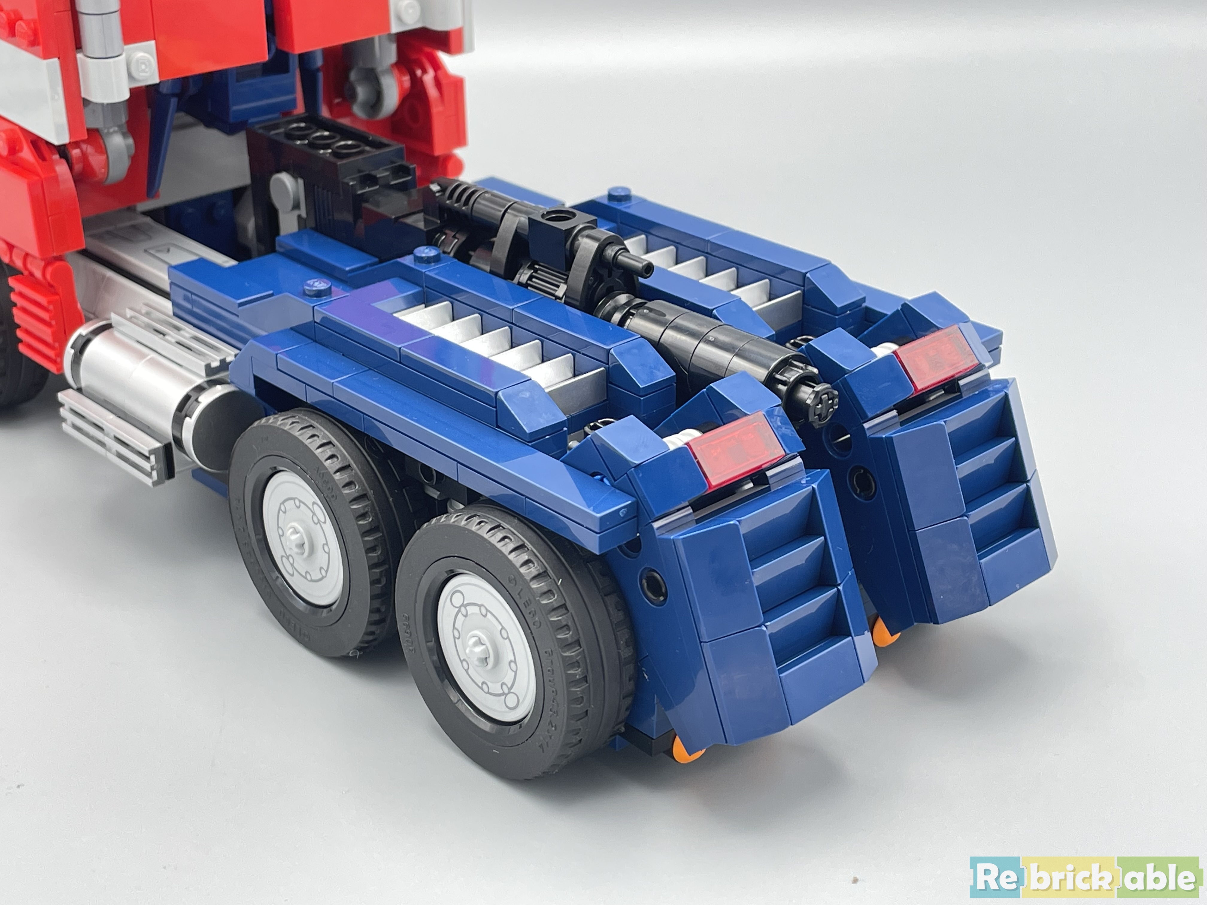 Review: 10302-1 - Optimus Prime | Rebrickable - Build with LEGO