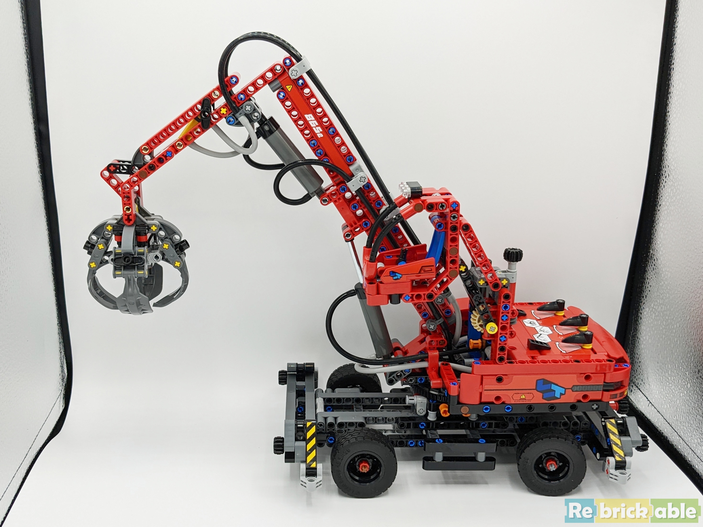 Review: 42144-1 - Material Handler | Rebrickable - Build with LEGO