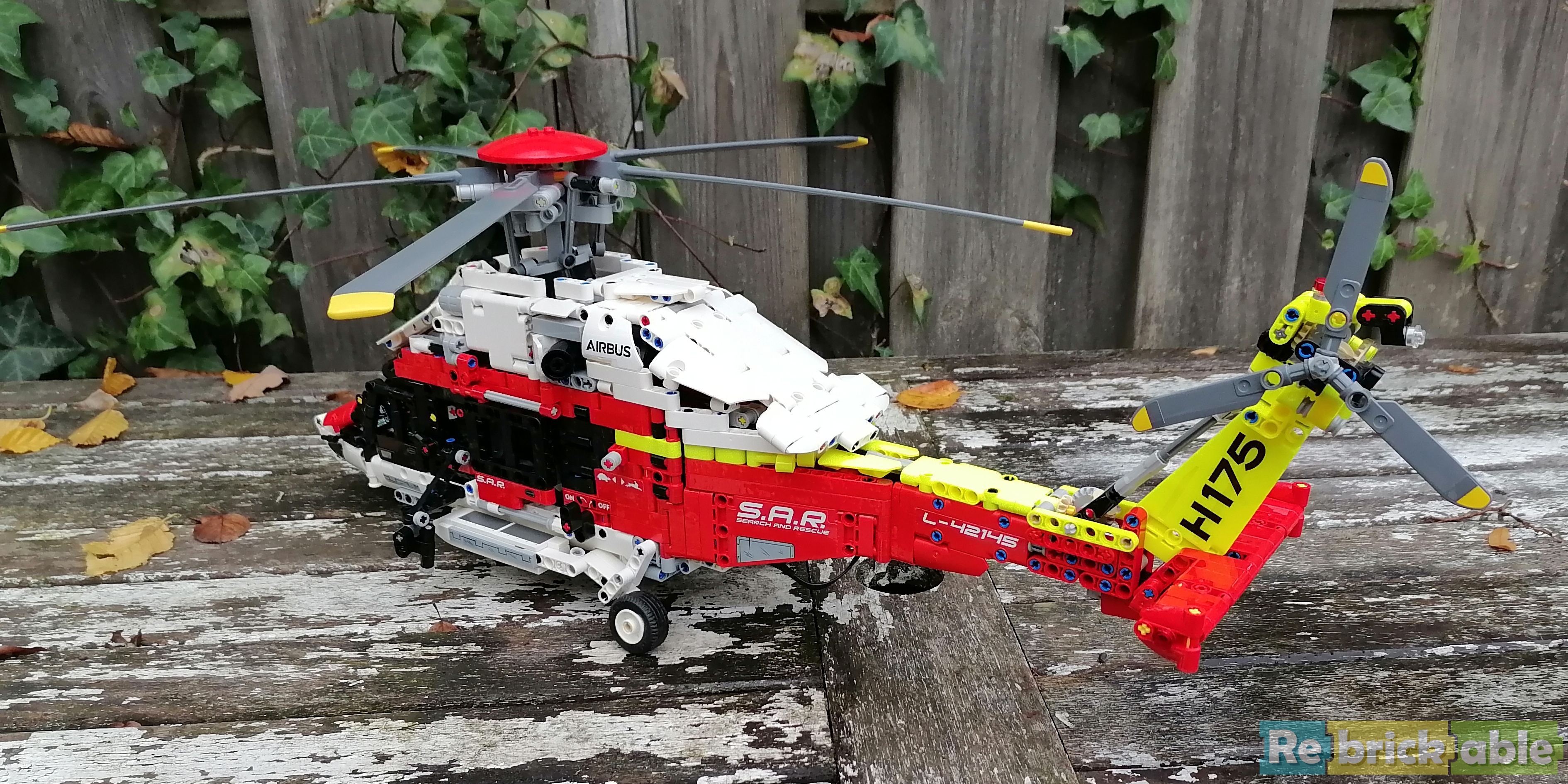Review: 42145-1 - Airbus H175 Rescue Helicopter | Rebrickable - Build ...
