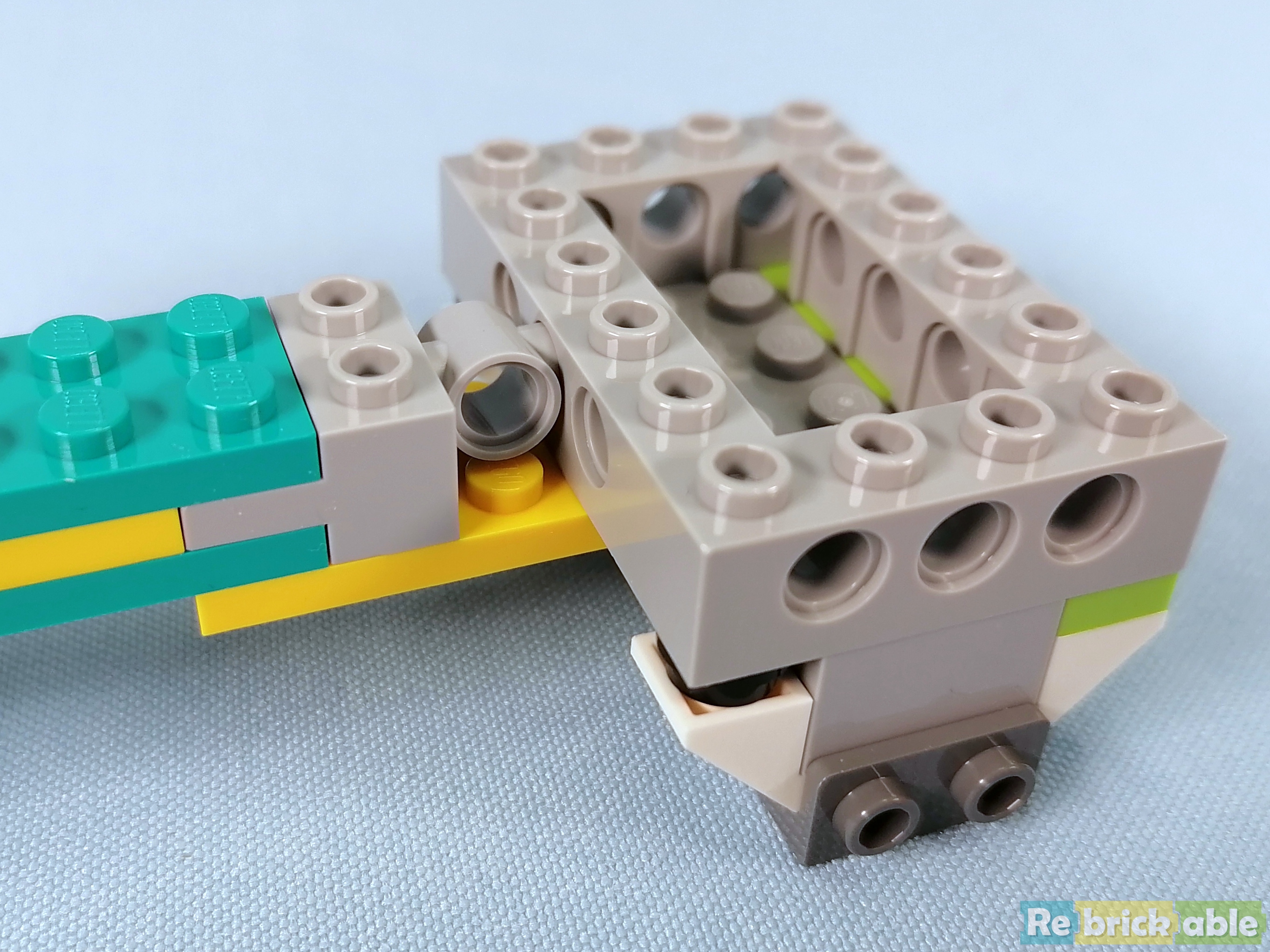 Review: 80043-1 - Yellow Tusk Elephant | Rebrickable - Build with LEGO