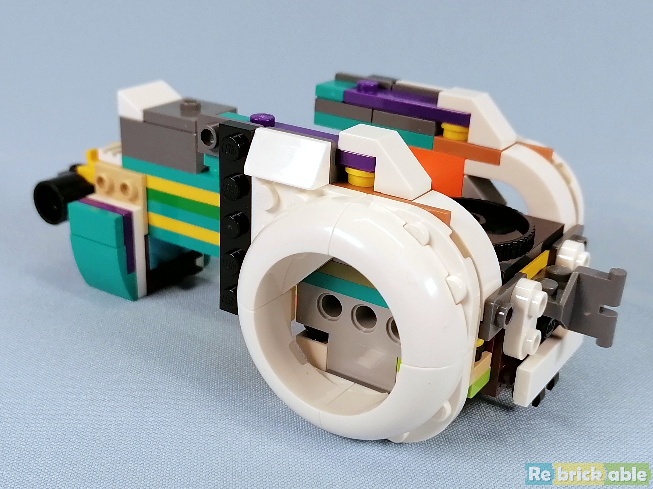 Review: 80043-1 - Yellow Tusk Elephant | Rebrickable - Build with LEGO