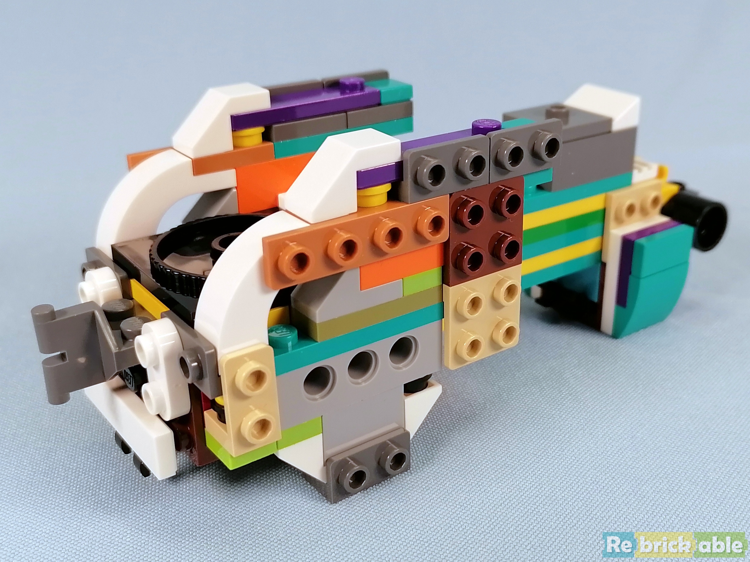 Review: 80043-1 - Yellow Tusk Elephant | Rebrickable - Build with LEGO