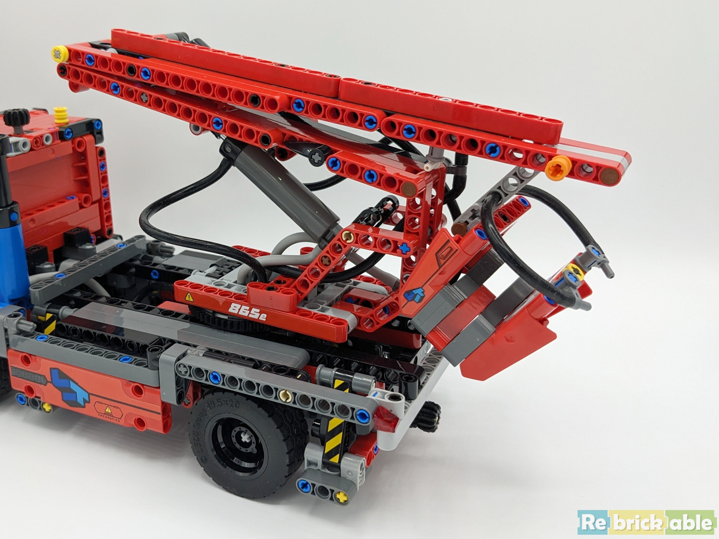 MOC Review: MOC-120859 - Cherry Picker - 42144 B Model | Rebrickable ...