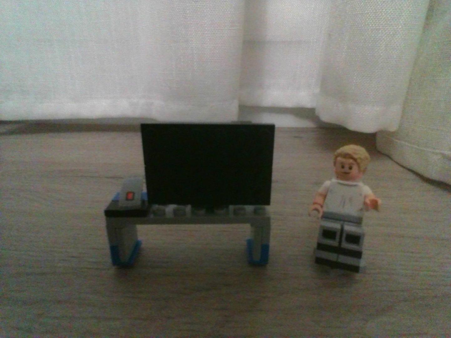 76917 Gaming computer and armchair (MOC-179628) - LEGO MOC | MOC Tracker