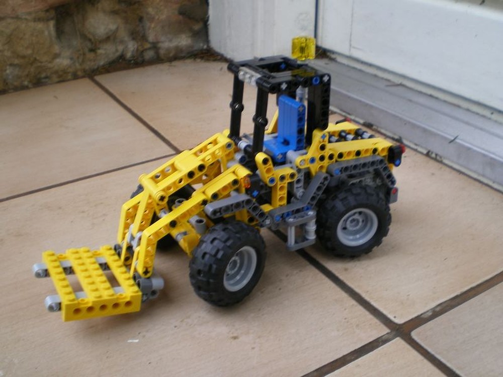 LEGO MOC Mini Wheel Loader by Nico71 | Rebrickable - Build with LEGO