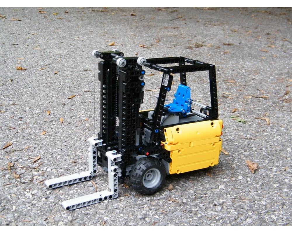 LEGO MOC Mini Forklift Truck by Nico71 | Rebrickable - Build with LEGO