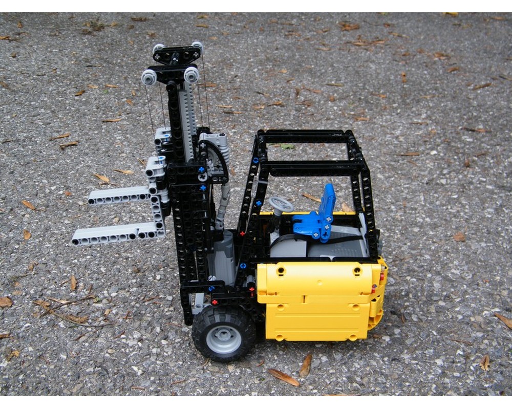 Lego Moc Mini Forklift Truck By Nico71 Rebrickable Build With Lego