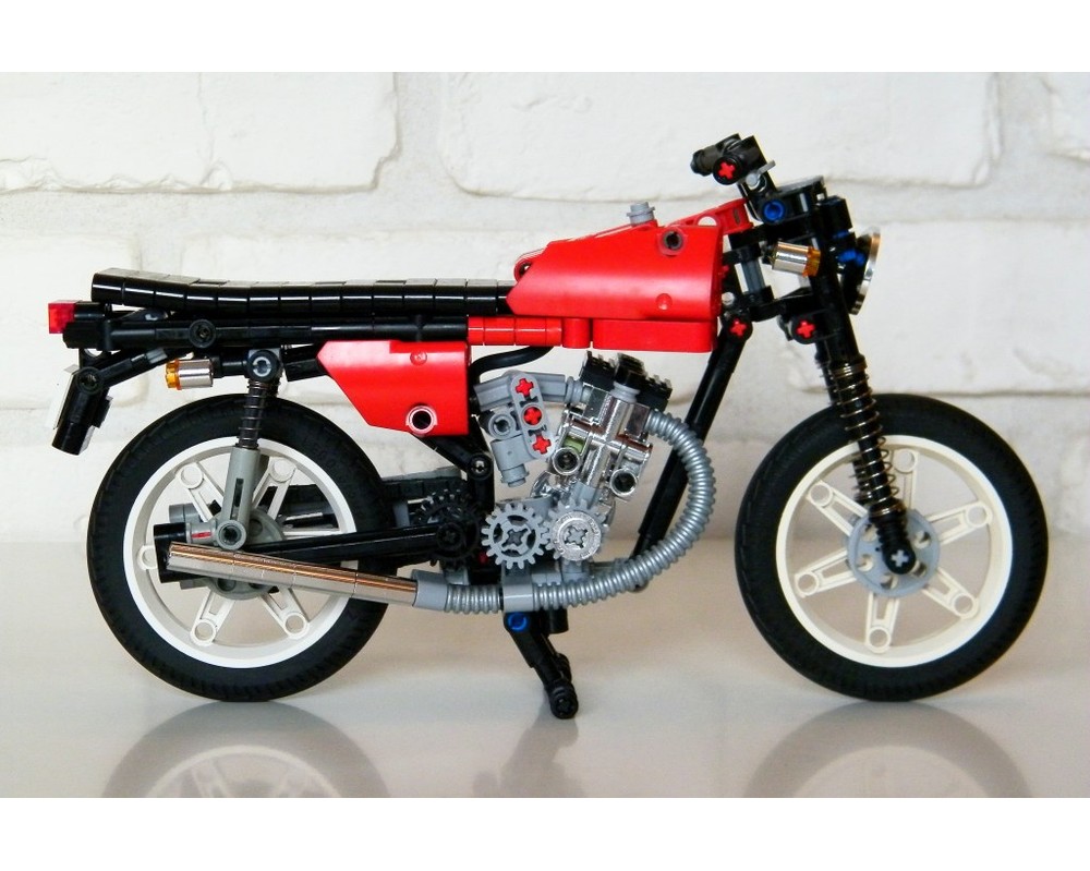 LEGO MOC Honda CG 125 76' by Nico71 | Rebrickable - Build with LEGO