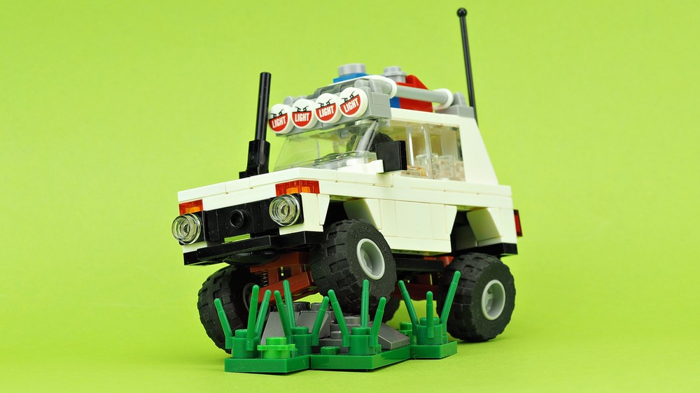 LEGO MOC Expedition Car by De_Marco | Rebrickable - Build with LEGO