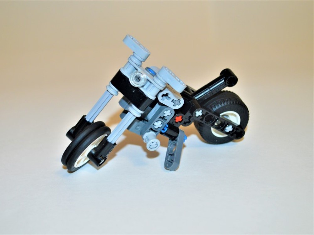 LEGO MOC Mini chopper by LegoTruckStop | Rebrickable - Build with LEGO