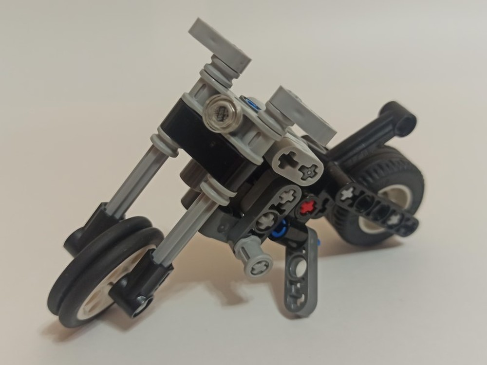 LEGO MOC Mini chopper by LegoTruckStop | Rebrickable - Build with LEGO