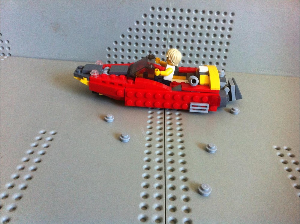 LEGO MOC 5866 Motorboat by Turbo8702 | Rebrickable - Build with LEGO