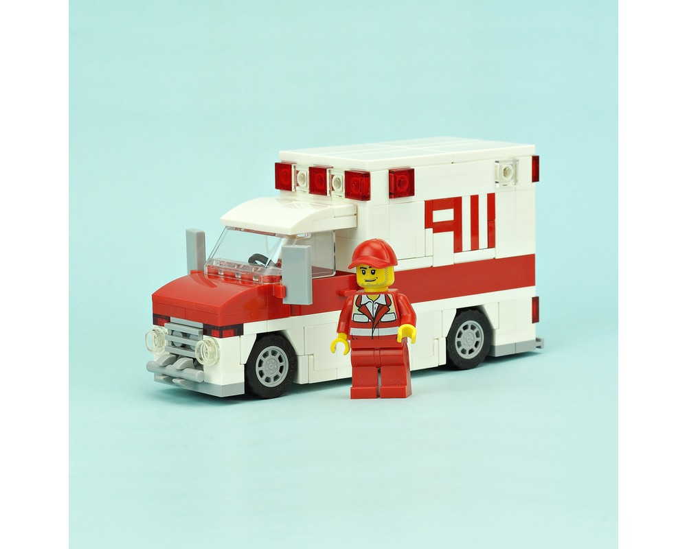 LEGO MOC Ambulance by De_Marco | Rebrickable - Build with LEGO