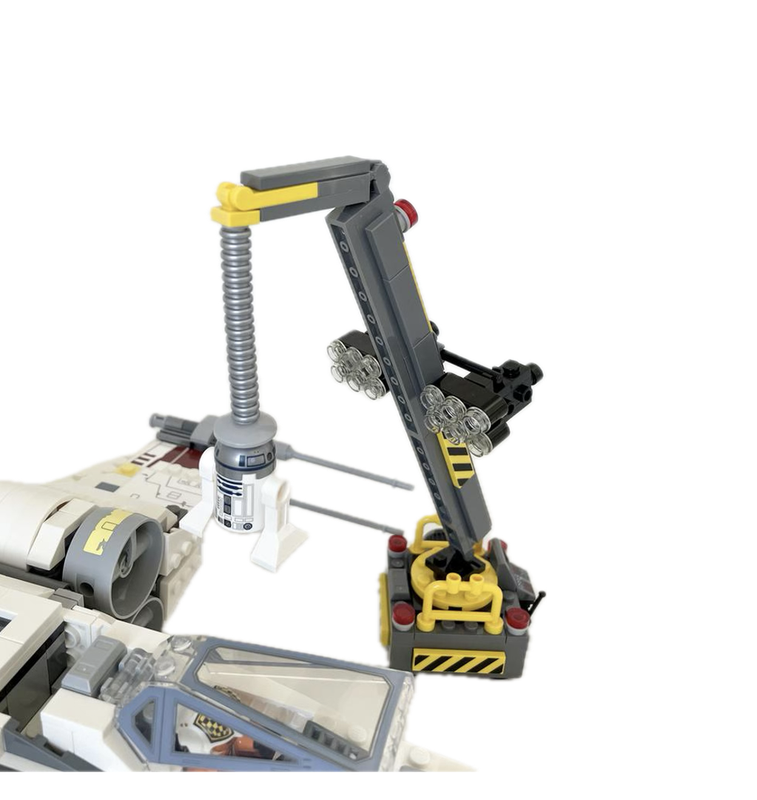 LEGO MOC Yavin IV Astromech Droid Hangar Crane by M4_Mike | Rebrickable ...