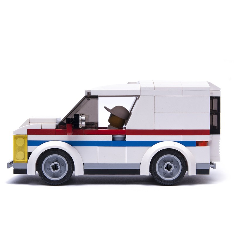 LEGO MOC Mailvan by Keep On Bricking | Rebrickable - Build with LEGO