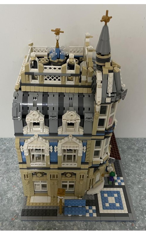 LEGO MOC Lego 10214 Modular Build Roof Extension by BoggleLego ...