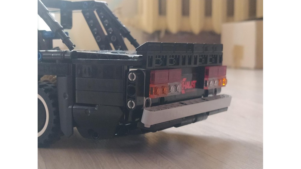 LEGO MOC Vaz 2105 (Lada riva) by kovchenkovskiy | Rebrickable - Build ...