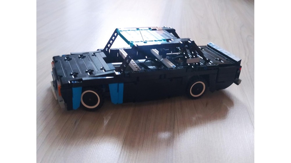 LEGO MOC Vaz 2105 (Lada riva) by kovchenkovskiy | Rebrickable - Build ...