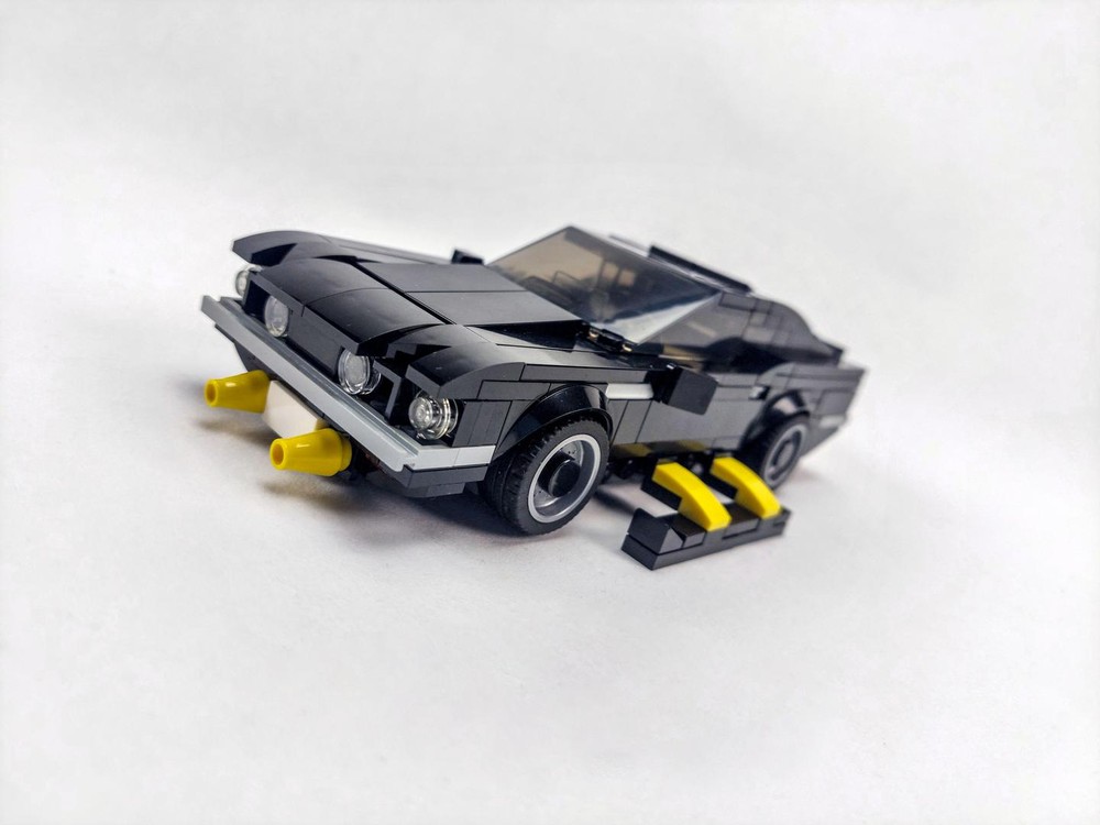 LEGO MOC 007 Aston Martin V8 Vantage from The Living Daylights by SFH ...