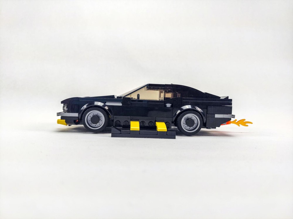 LEGO MOC 007 Aston Martin V8 Vantage from The Living Daylights by SFH ...