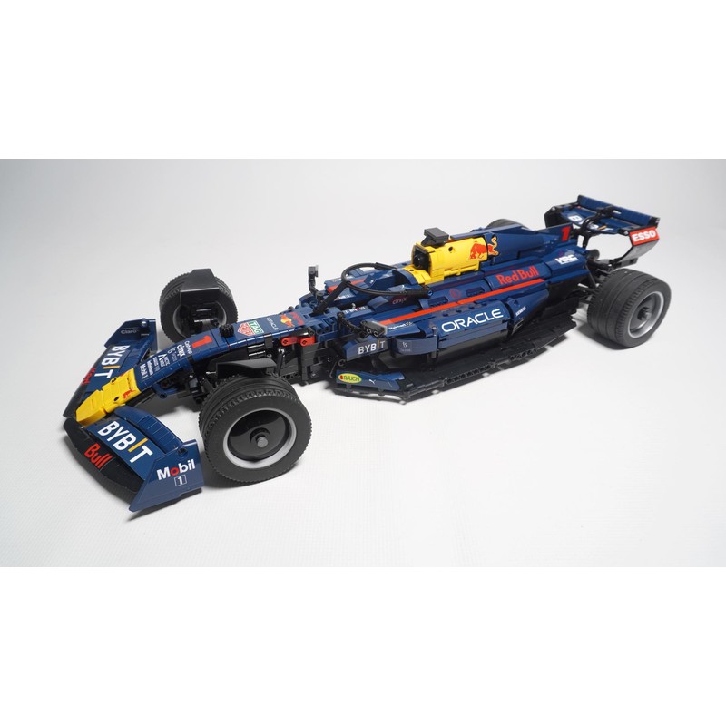 LEGO MOC Red Bull F1 RB18 1:8 Scale by Lukas2020 | Rebrickable - Build ...