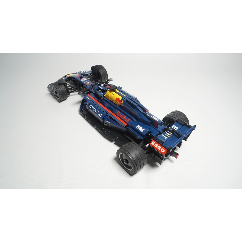 LEGO MOC Red Bull F1 RB18 1:8 Scale by Lukas2020 | Rebrickable - Build ...