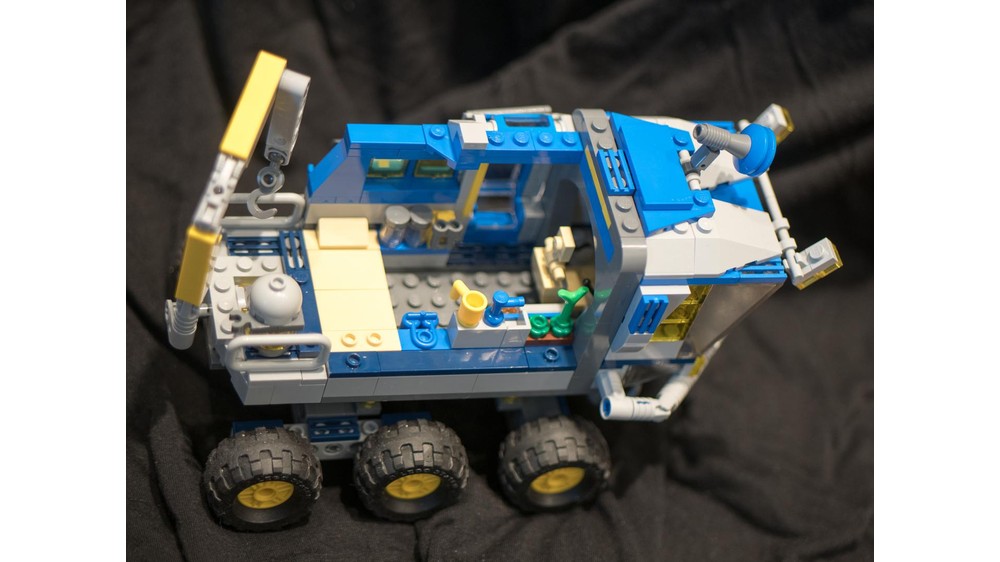 Lego Moc Classic Space Rover By Wirresdenken Rebrickable Build With