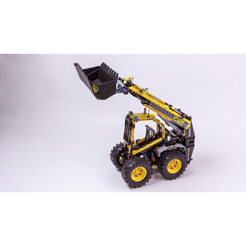 LEGO MOC Skid Steer Loader (42081 c-model) by klimax | Rebrickable ...
