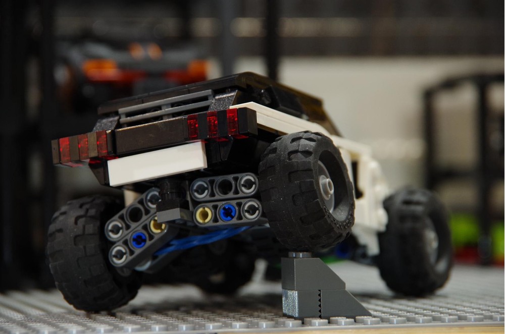 LEGO MOC Peugeot 3008 DKR 2018 by df3_legomocs | Rebrickable - Build ...