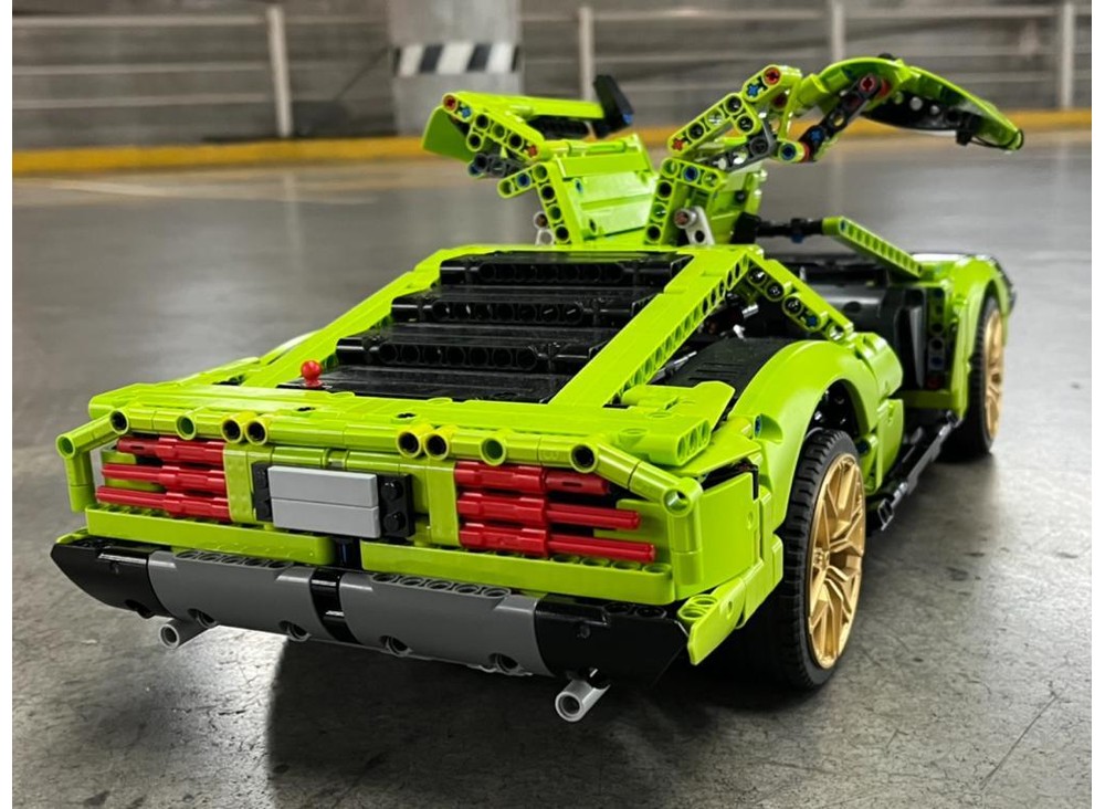 LEGO MOC DMC Delorean by Building with bricks | Rebrickable - Build ...